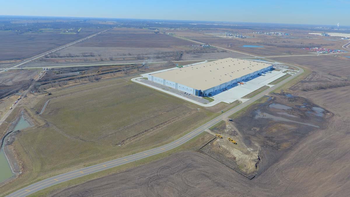 Walmart Distribution Center - FCL Builders