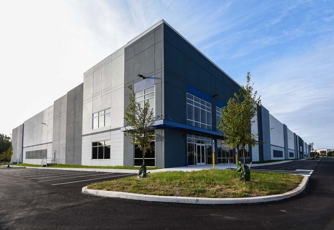 Philadelphia Logistics Center - FCL Builders
