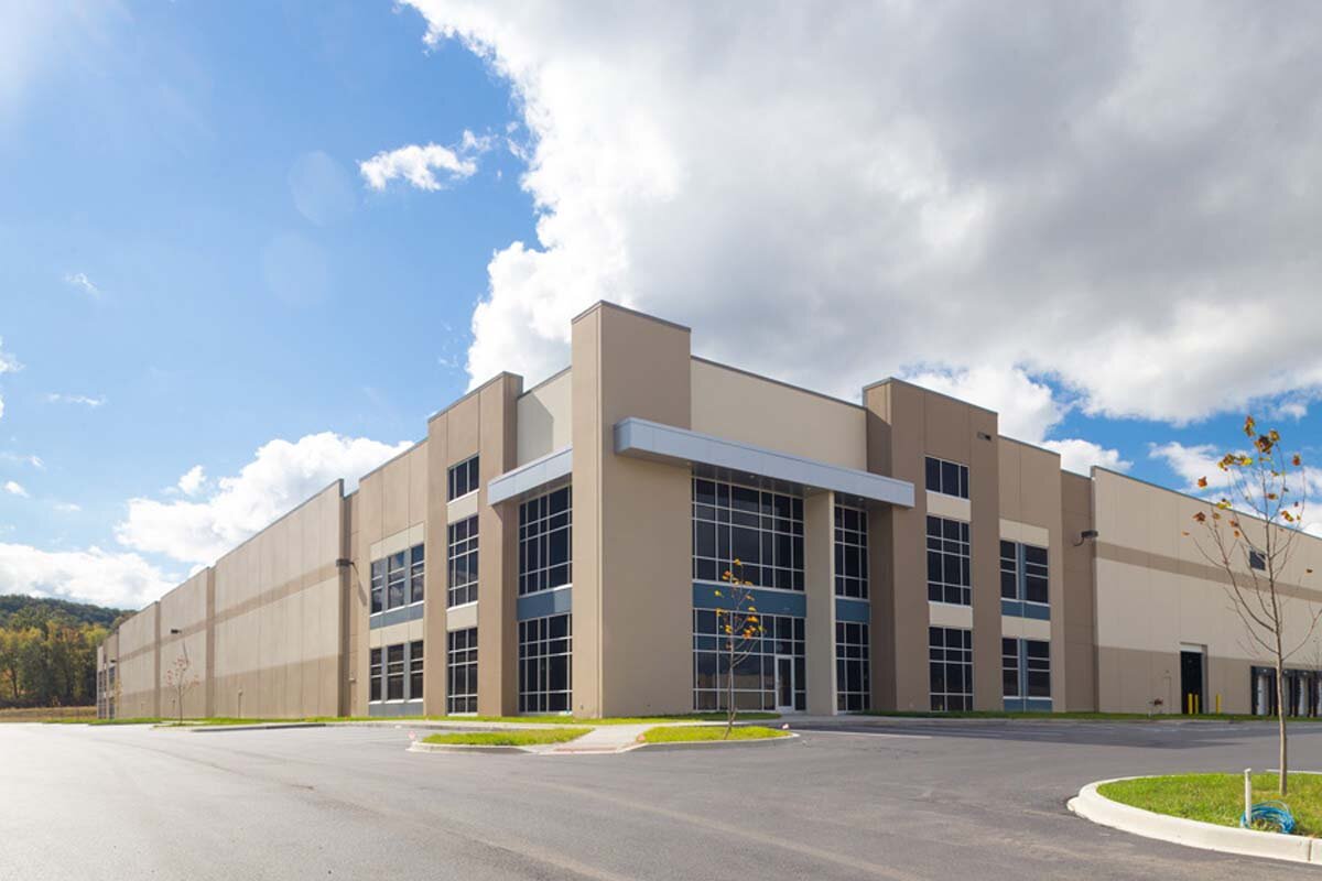 Airport Commerce Center - FCL Builders